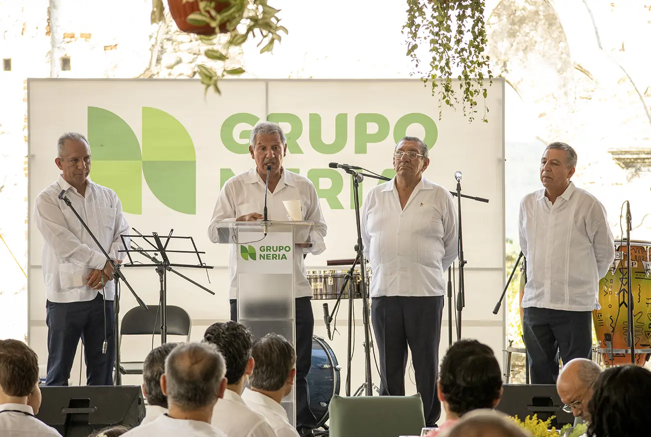 Grupo Neria y Súper Pollo Neria presentan su nueva imagen